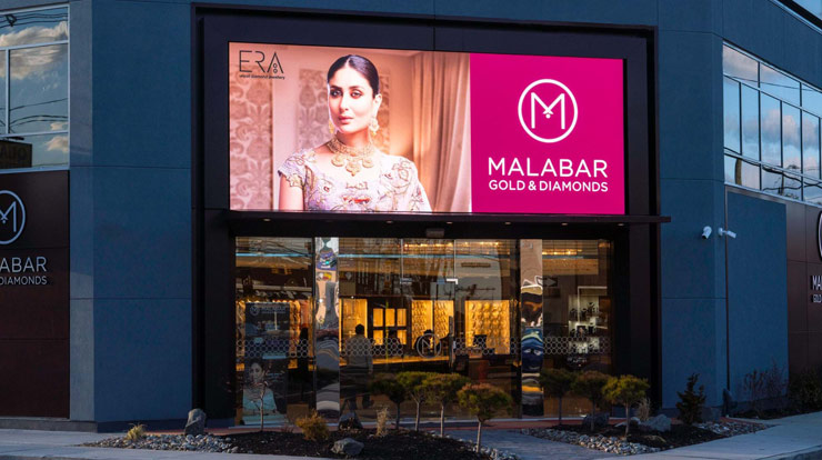 Retail Digital Signage & Advertising Displays | Planar