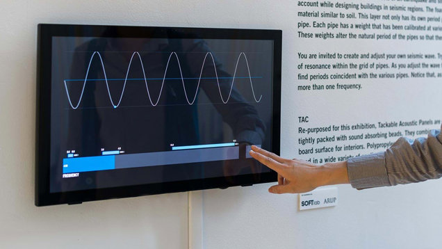 Desktop Monitors & Touch Screen Monitors | Planar
