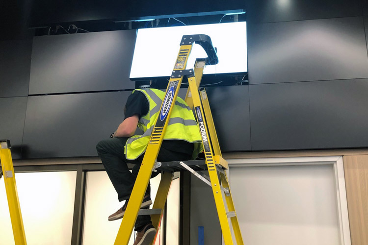 Professional Services | Planar